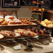 Hood Famous Cafe + Bar - Bakery in Seattle | Flokii